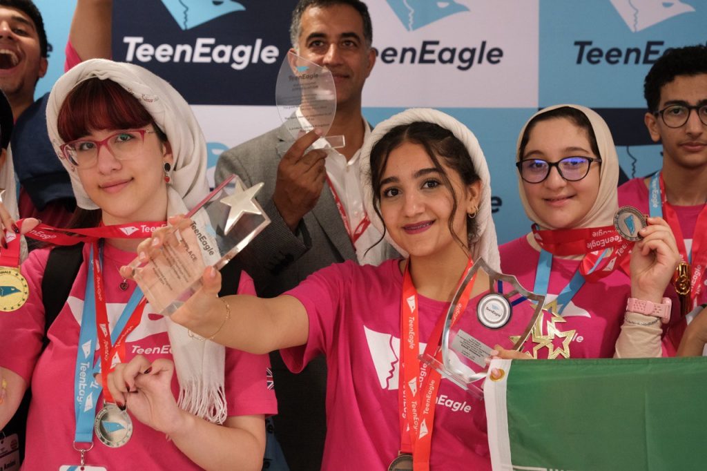 مقایسه Teen Eagle با سایر مسابقات جهانی - مجموعه فرهنگی آموزشی فرارسانه